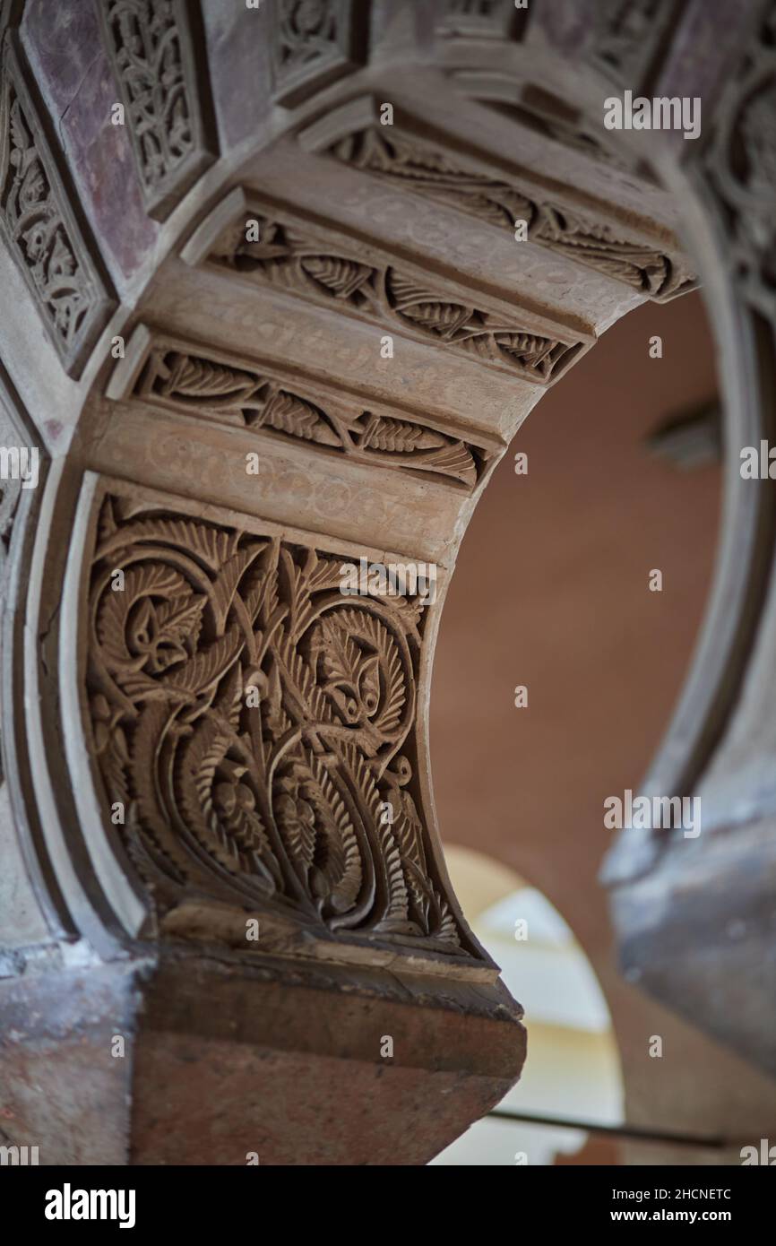 Closeup image of arabic arc architecture in Alcazaba of Málaga (Spain ...
