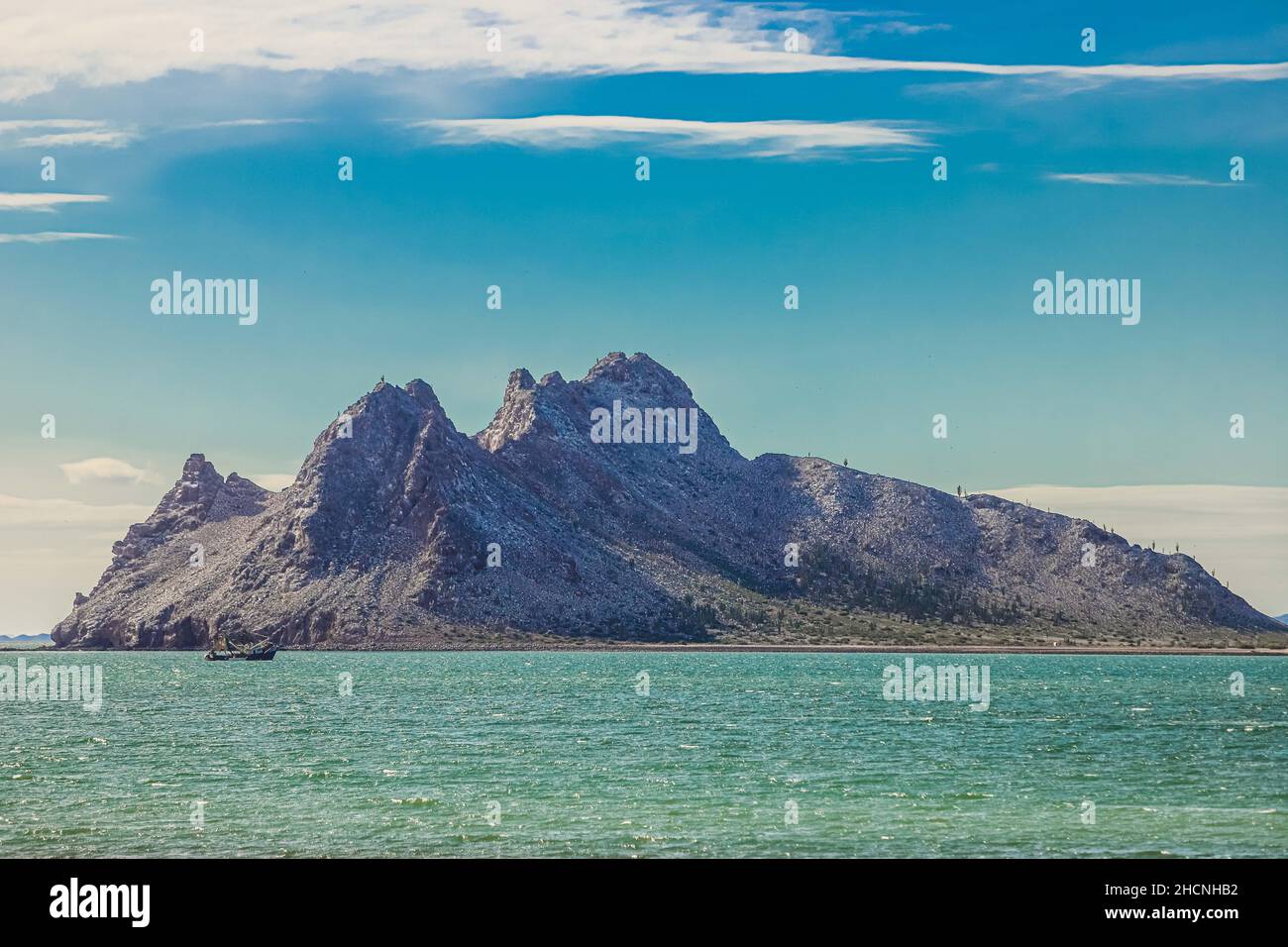 Barcos de playa hi-res stock photography and images - Alamy