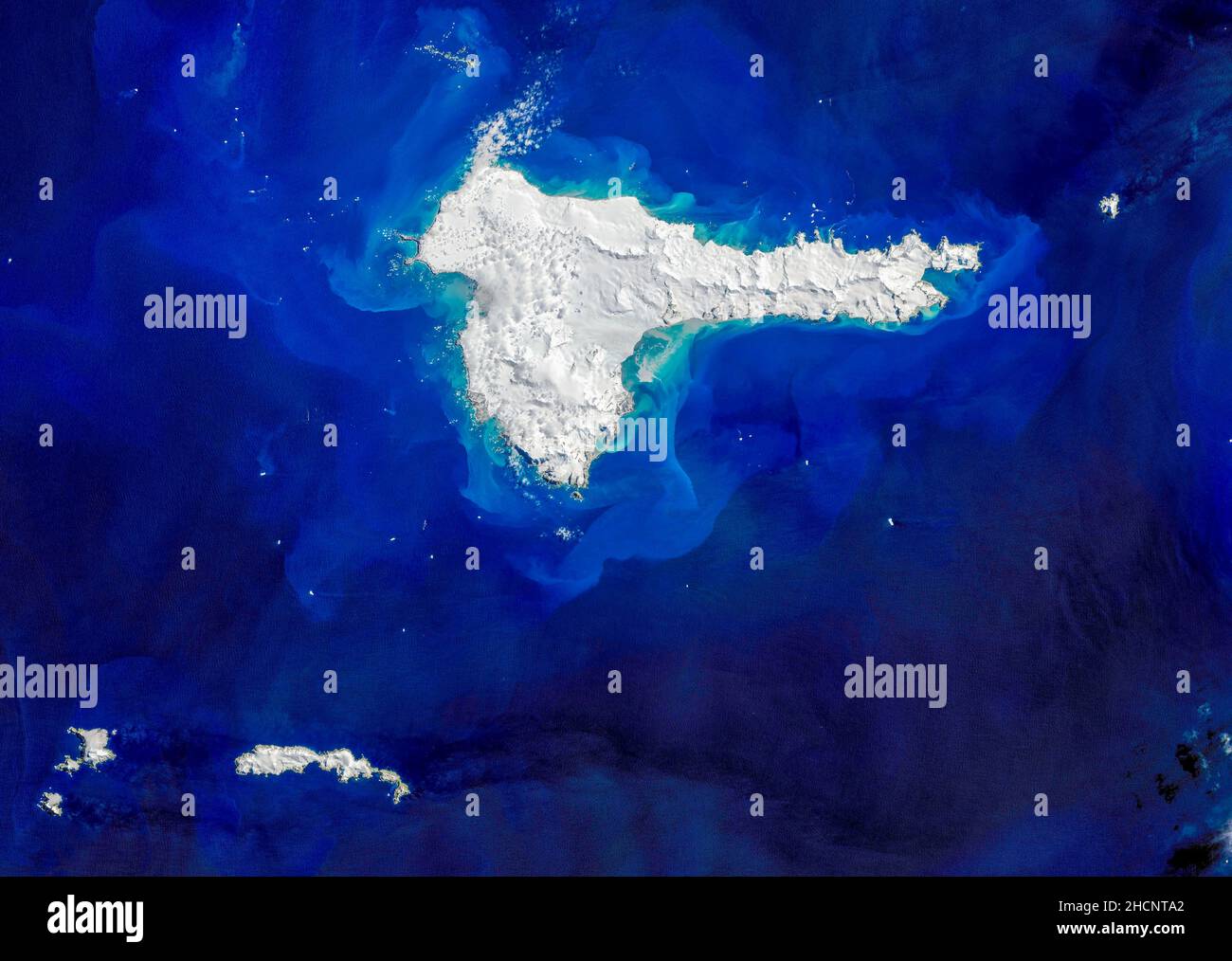 Elephant Island showing Mount Pendragon and Mount Elder In the center ...