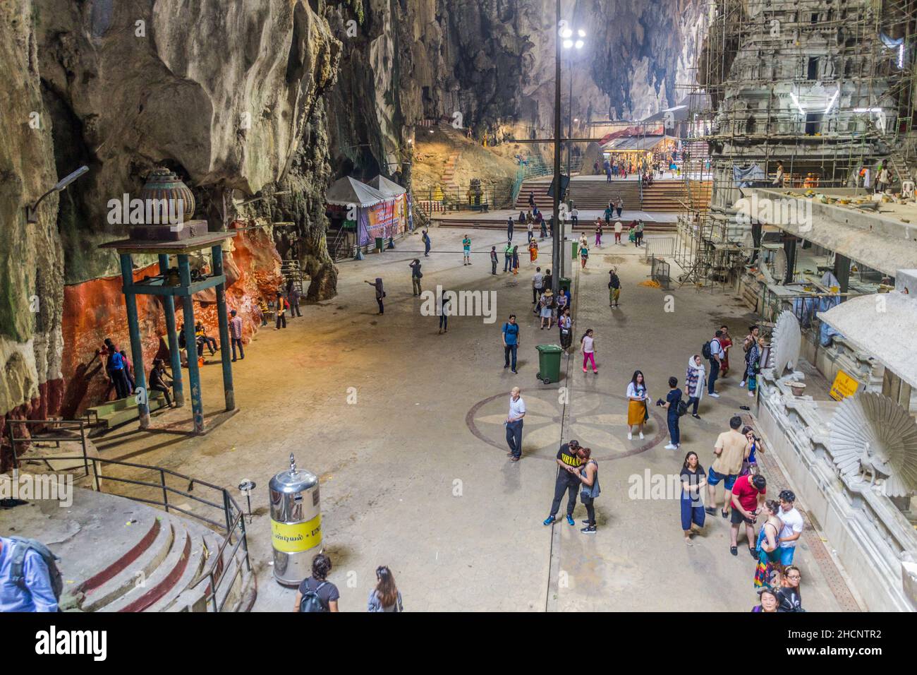 KUALA LUMPUR, MALAYISA - MARCH 30, 2018: Interior of Batu caves in Kuala Lumpur, Malaysia Stock ...
