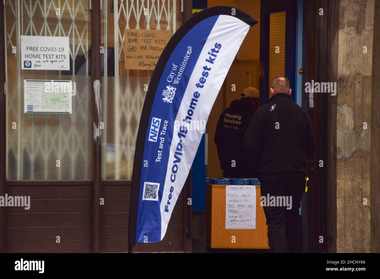 Free test kit hi-res stock photography and images - Alamy