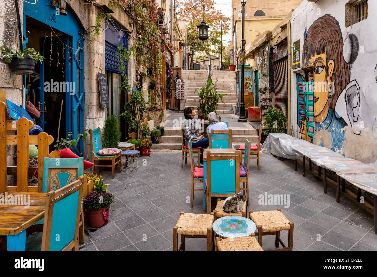 Women in amman jordan hi-res stock photography and images - Alamy