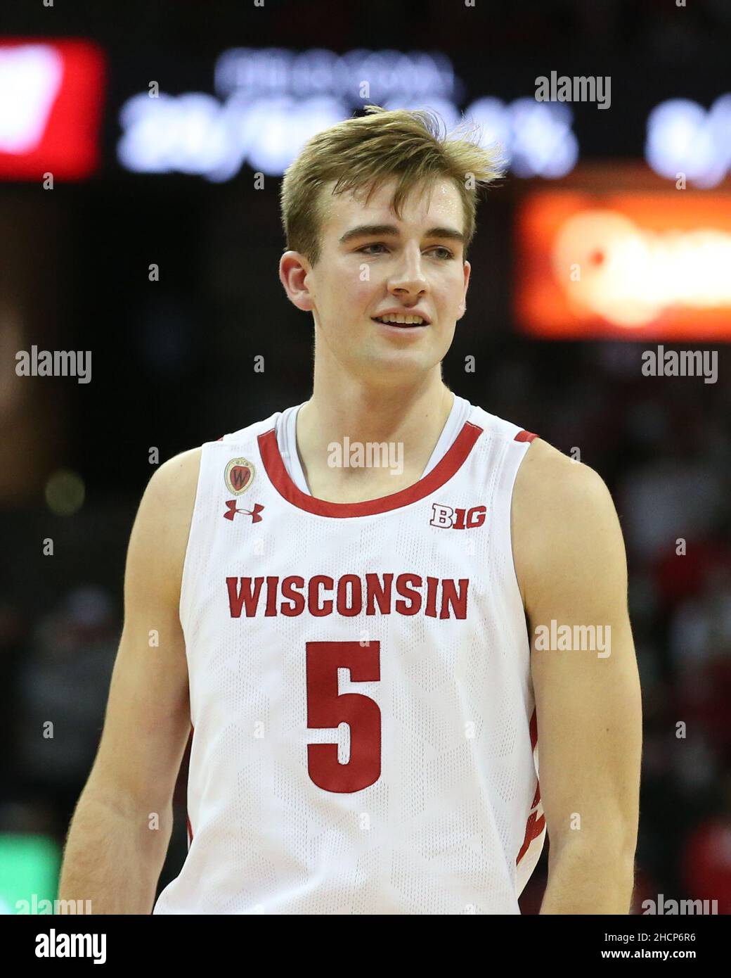 Madison, WI, USA. 29th Dec, 2021. Wisconsin Badgers forward Tyler Wahl ...