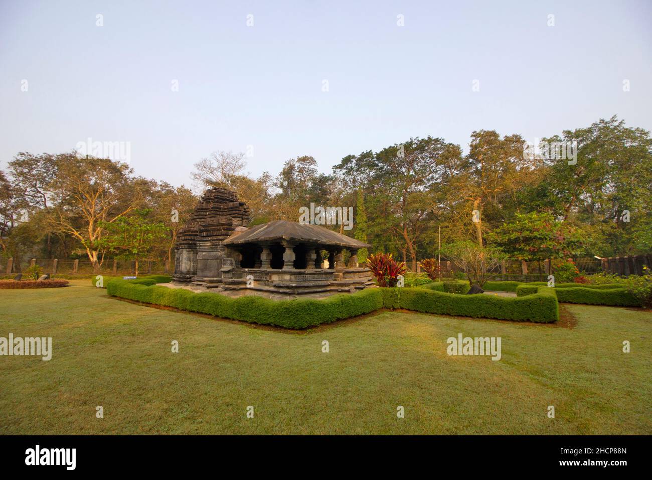 Kadamba yadava architecture hi-res stock photography and images - Alamy