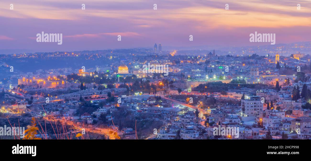 Sunset view of Jerusalem old and new city, viewed from Mount Scopus ...
