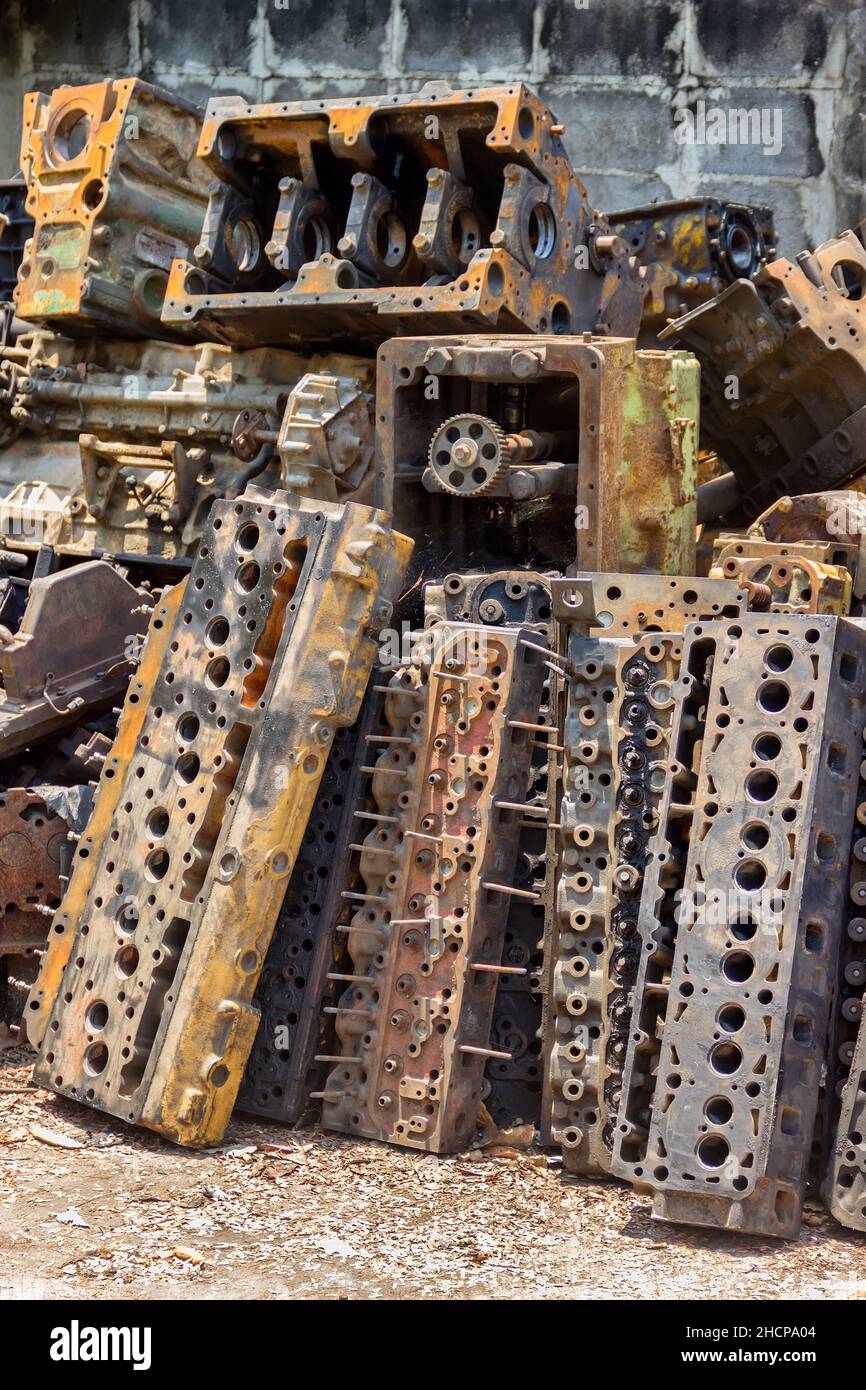 Excavator in scrap metal recycling hi-res stock photography and images ...