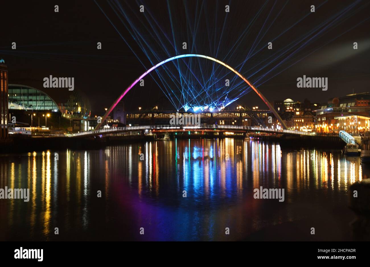 The laser light city display by award-winning artist Seb Lee-Delisle ...