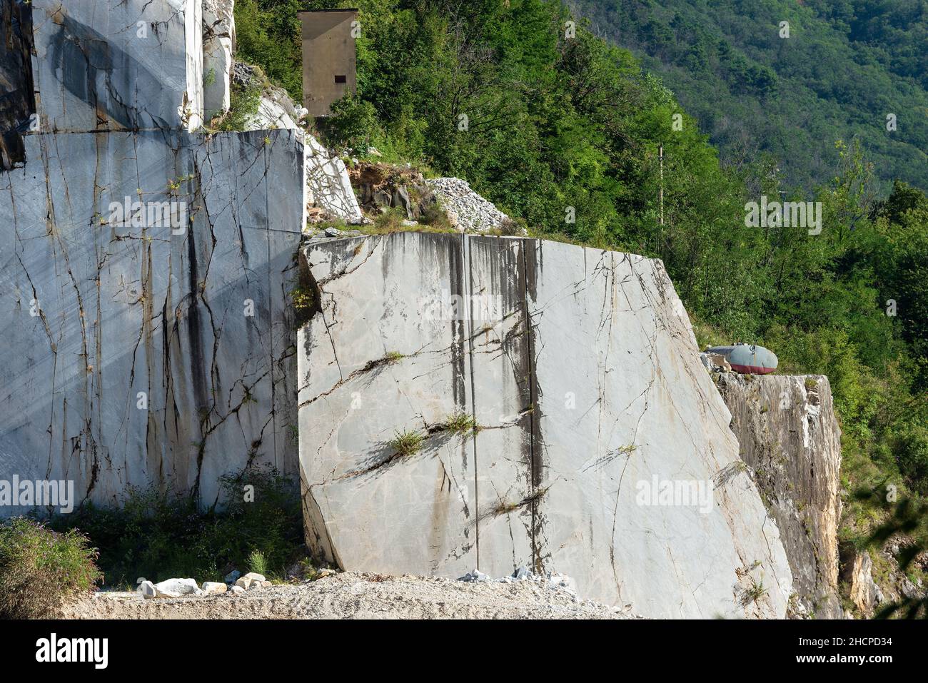 Quarry of white Carrara Marble in the Apuan Alps (Alpi Apuane). Tuscany ...