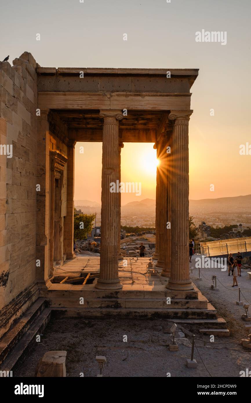 Acropolis atenas hi-res stock photography and images - Alamy