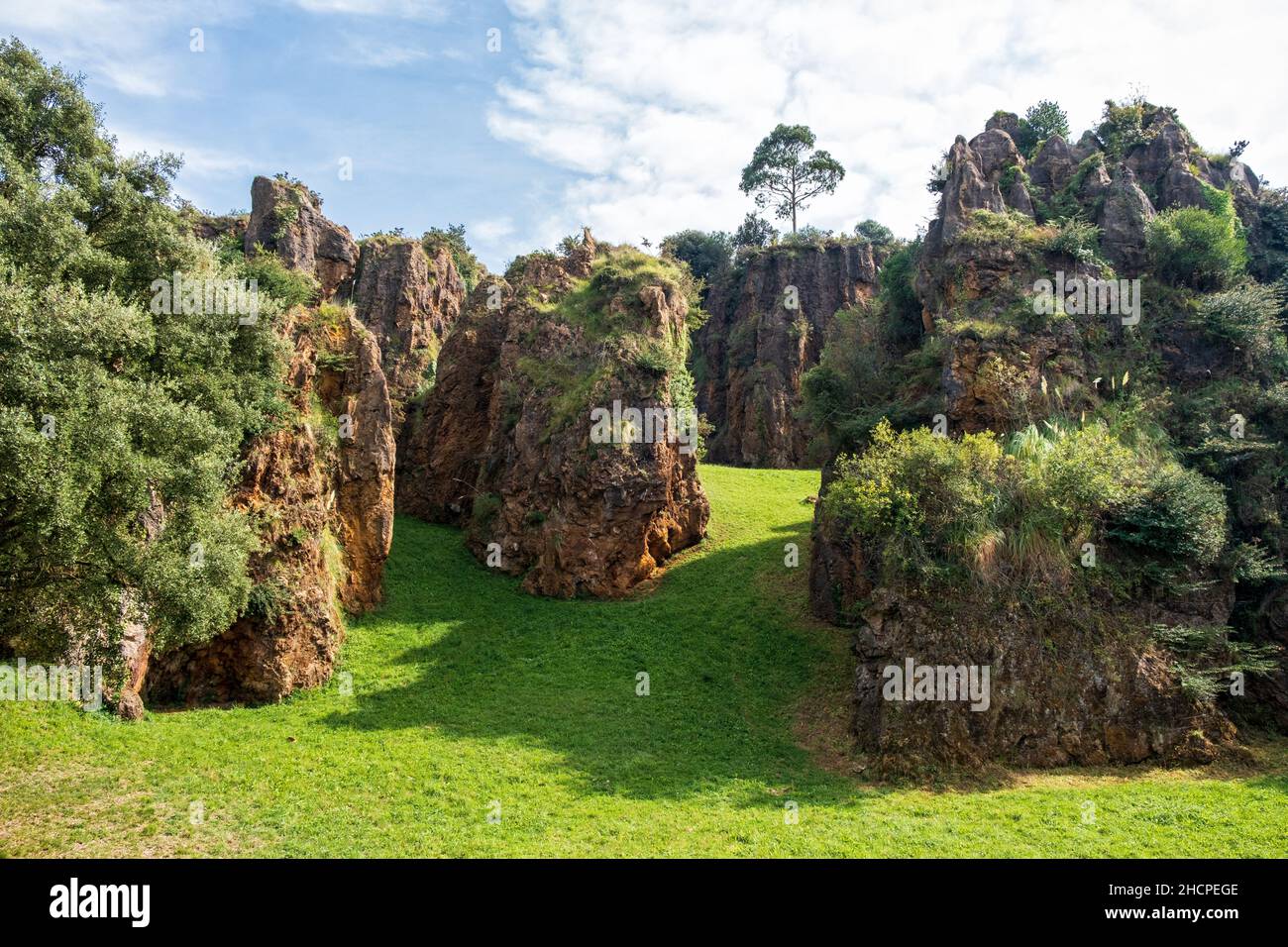 the nature park Cabarceno, navarra carbaceno, navarra natural park ...