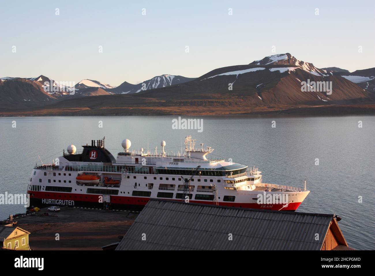 Ship in svalbard port hi-res stock photography and images - Alamy