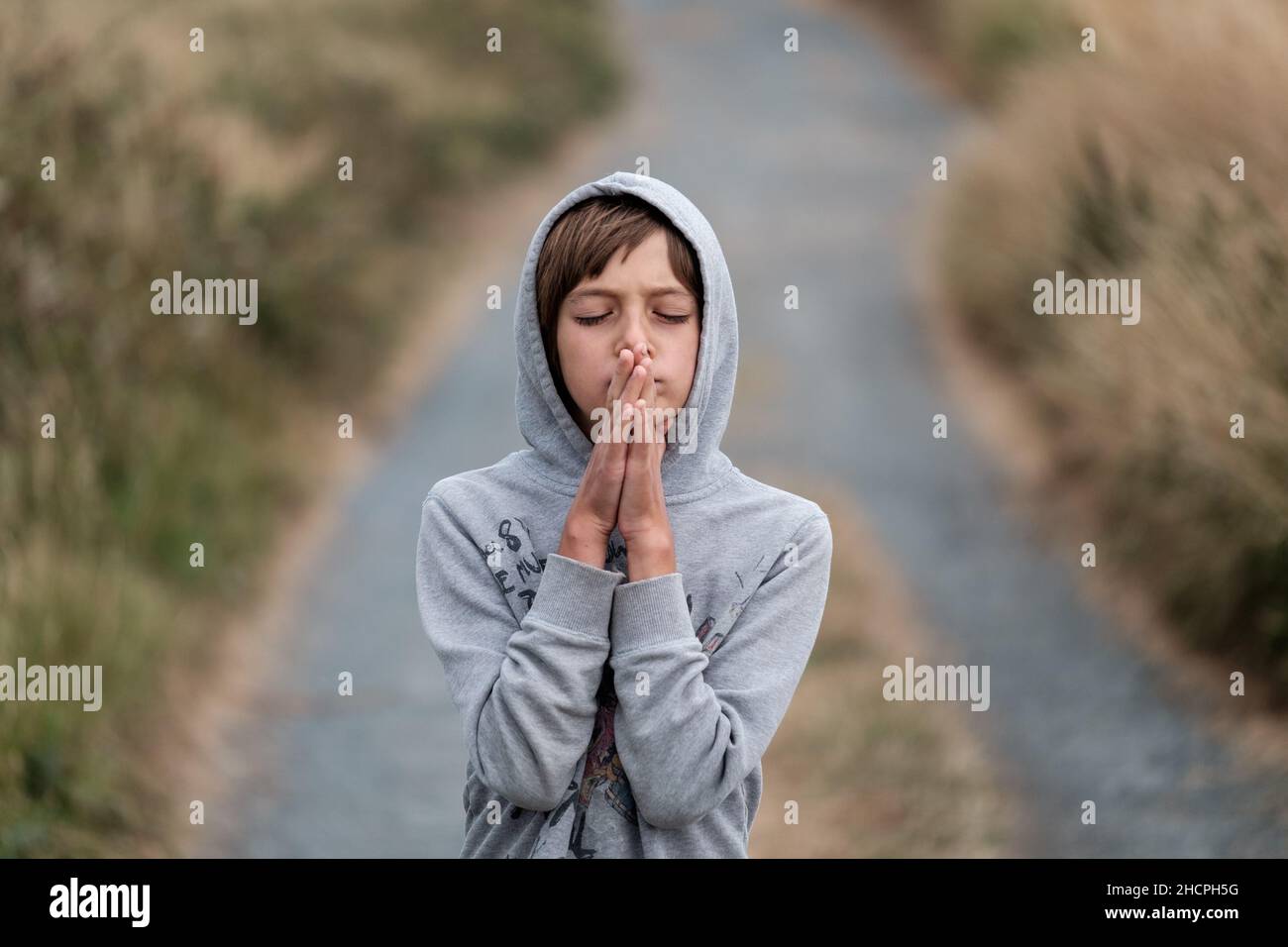 Children making different faces Stock Photo - Alamy