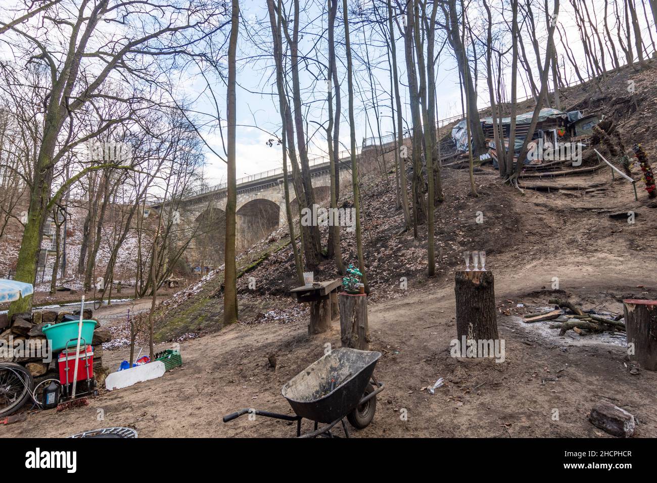 Dresden: hut of a homeless man dug into the embankment of street ...