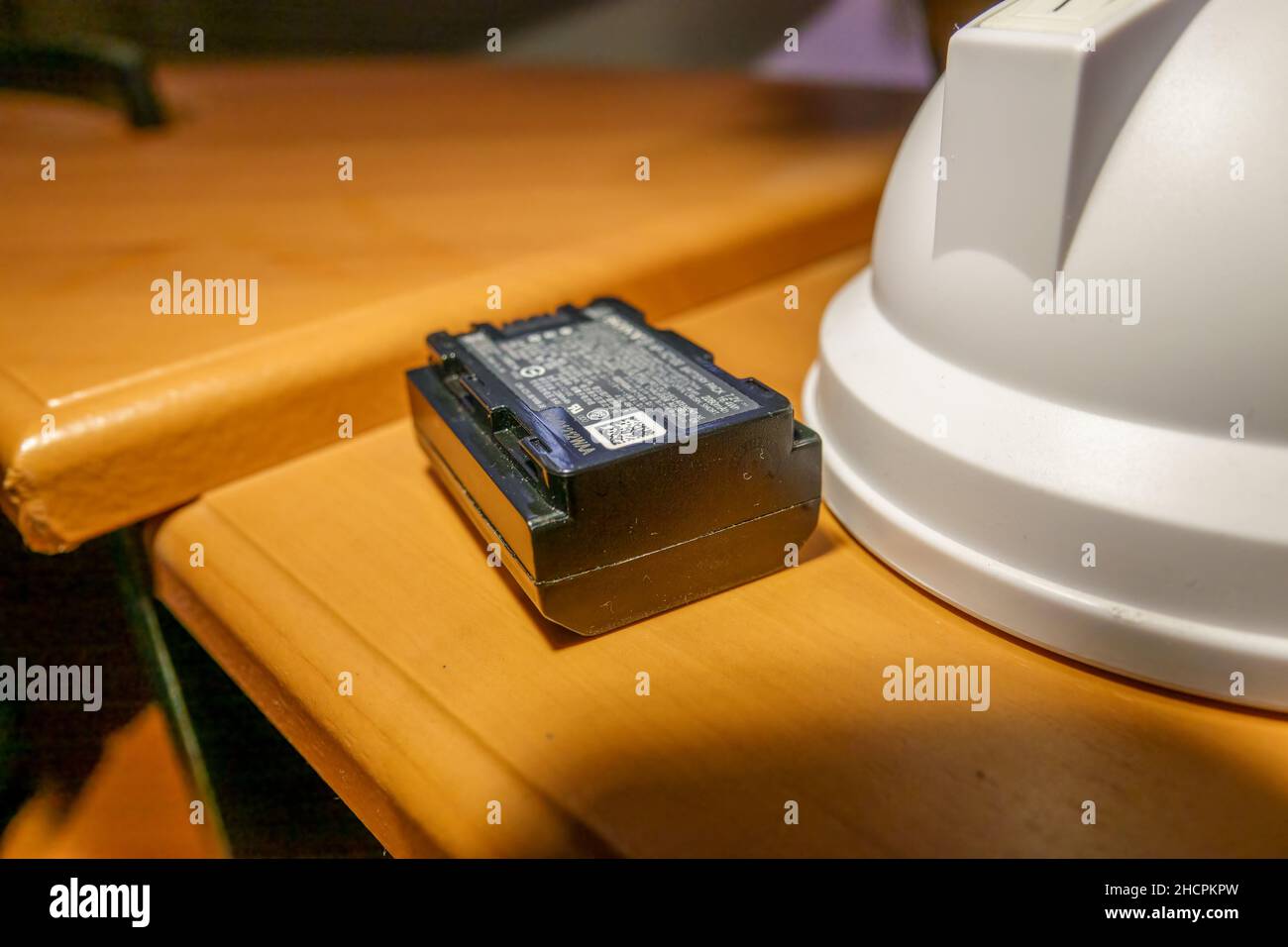 7.4V 1030mAh branded lithium-ion rechargeable camera battery pack Stock ...