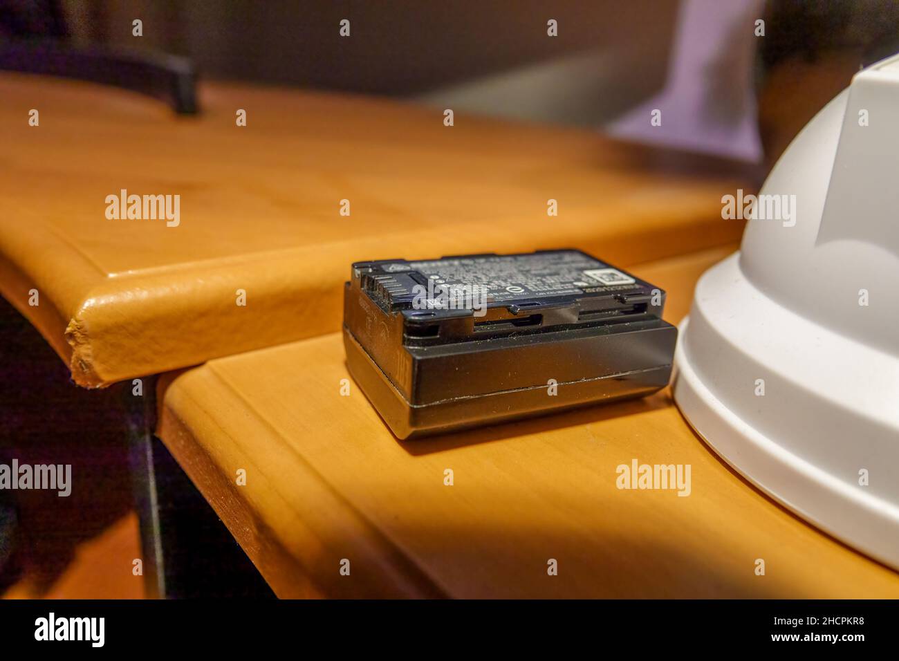 7.4V 1030mAh branded lithium-ion rechargeable camera battery pack Stock ...