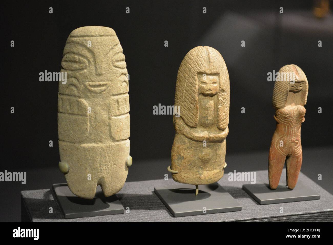 Stone figures from Valdivia Guayas Ecuador Stock Photo - Alamy
