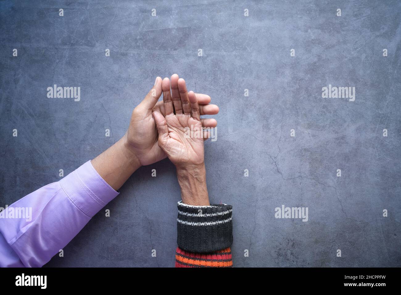 Senior black man hand hi-res stock photography and images - Alamy