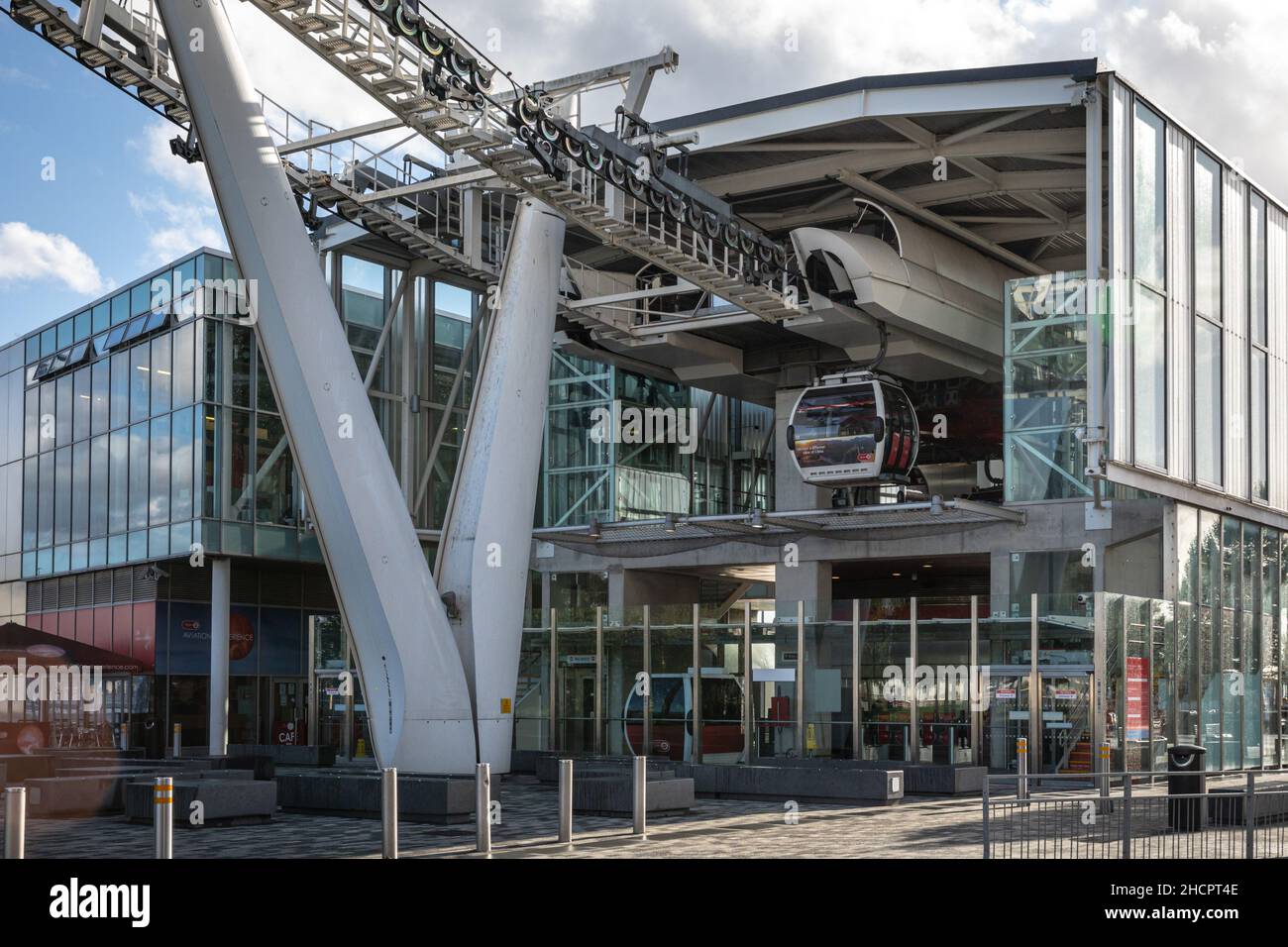 The Emirates Air Line cable car base station and support structure ...