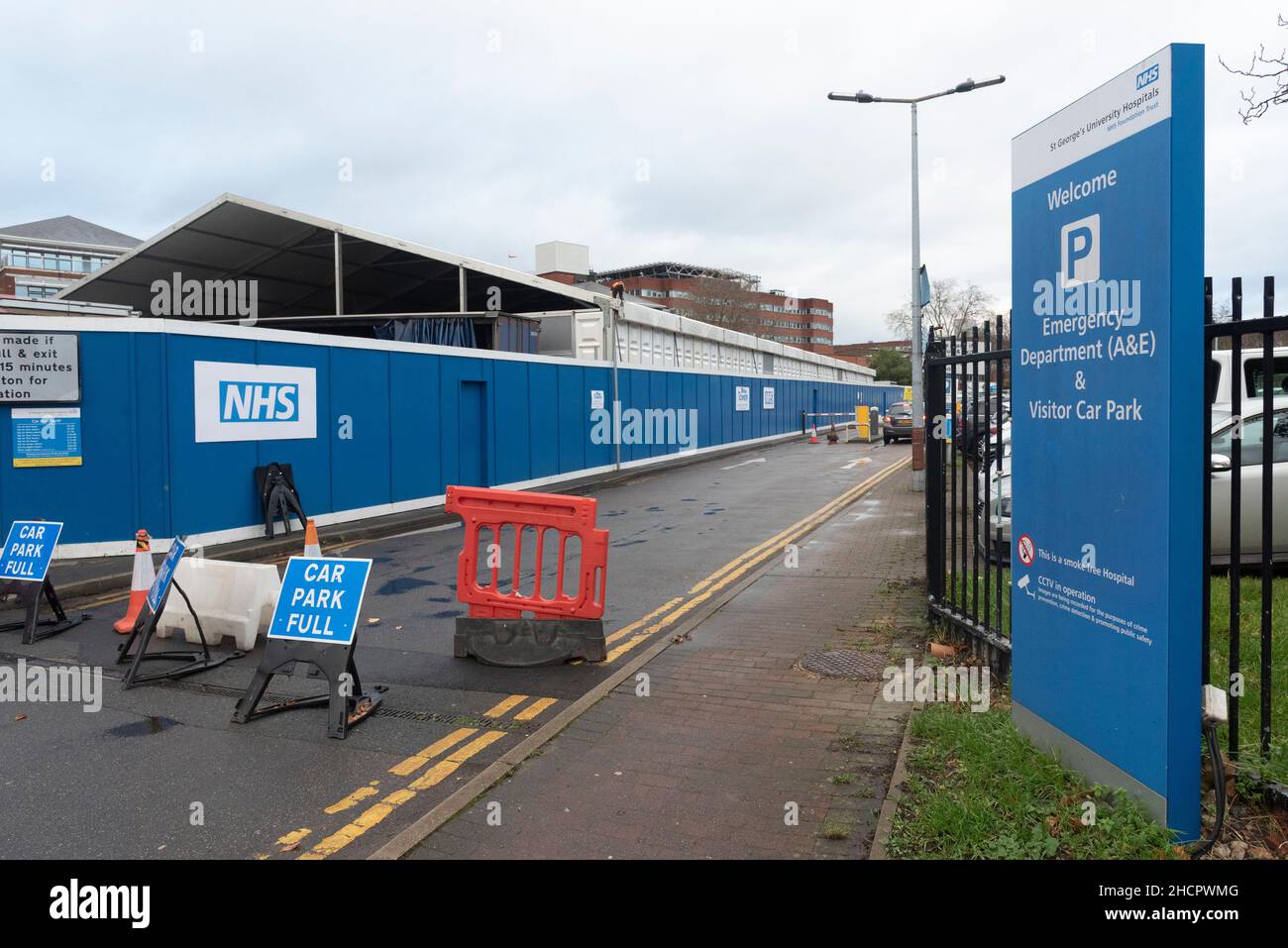 Nhs war footing hi-res stock photography and images - Alamy