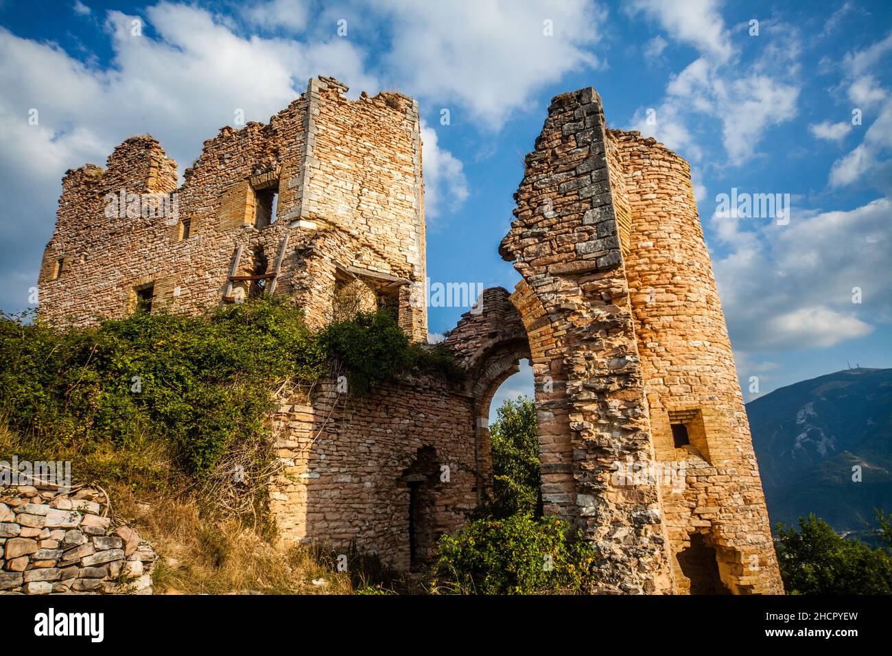 Ruins of the Pecorari castle in Piobbico (PU Stock Photo - Alamy