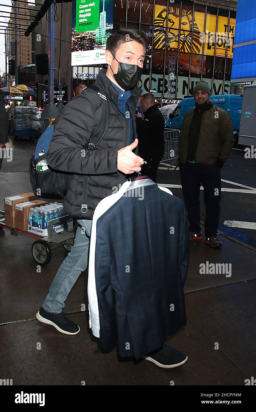 New York, NY, USA. 30th Dec, 2021. Whit Johnson seen exiting ABC ...