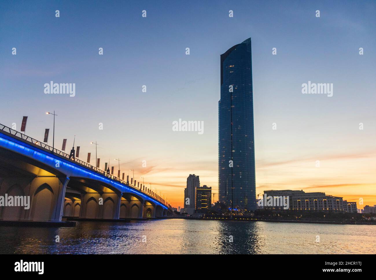 Business bay crossing dubai hi-res stock photography and images - Alamy