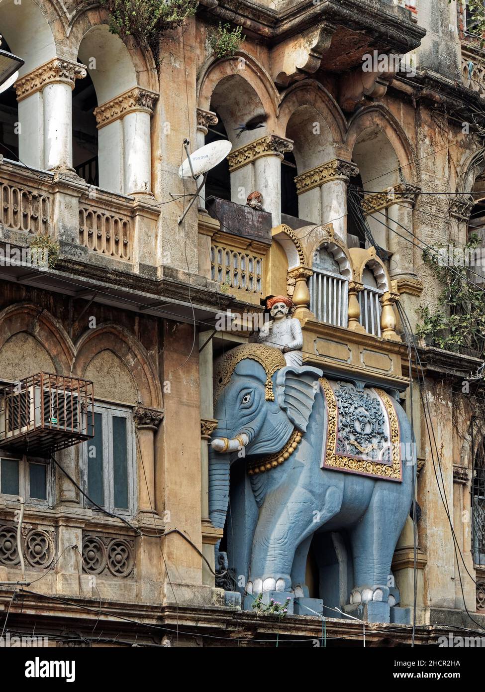 12 25 2021 Hathi building or Elephant building in Bhangwadi Kalbadevi ...