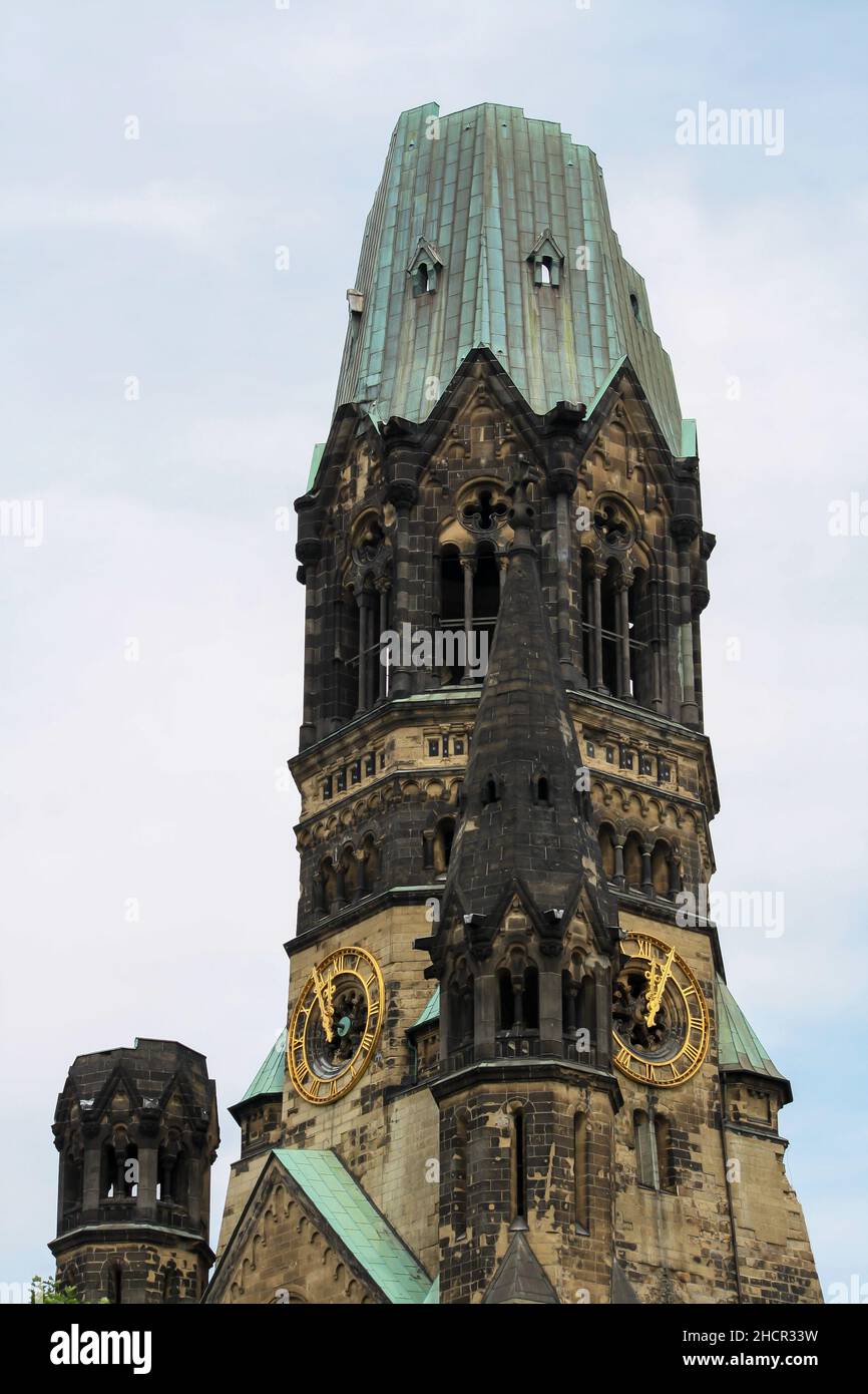 Facade kaiser wilhelm memorial church hi-res stock photography and ...