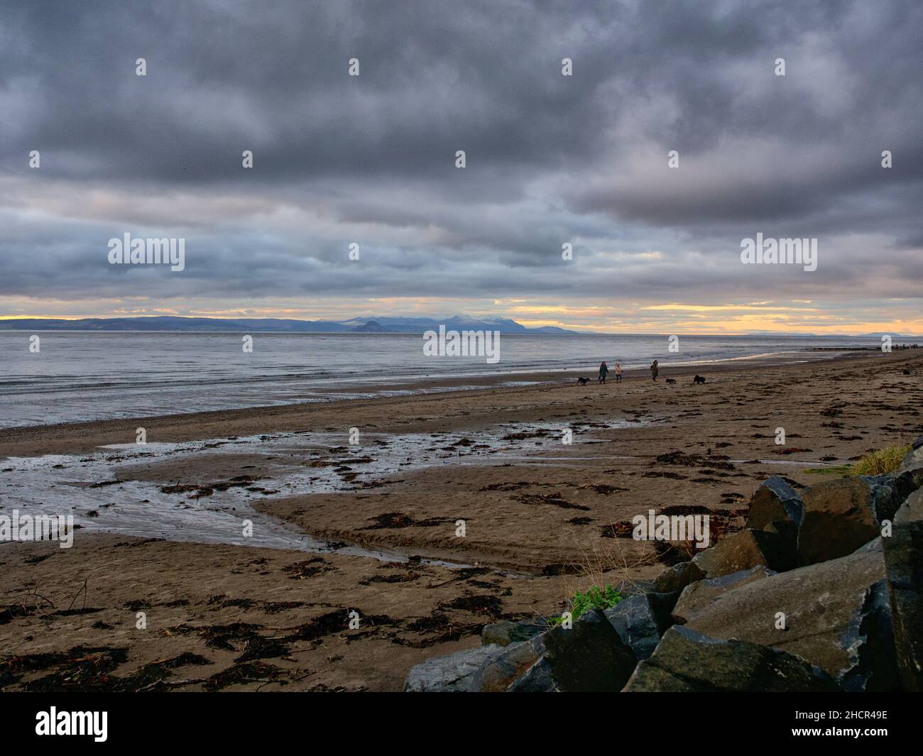 Croy shore hi-res stock photography and images - Alamy