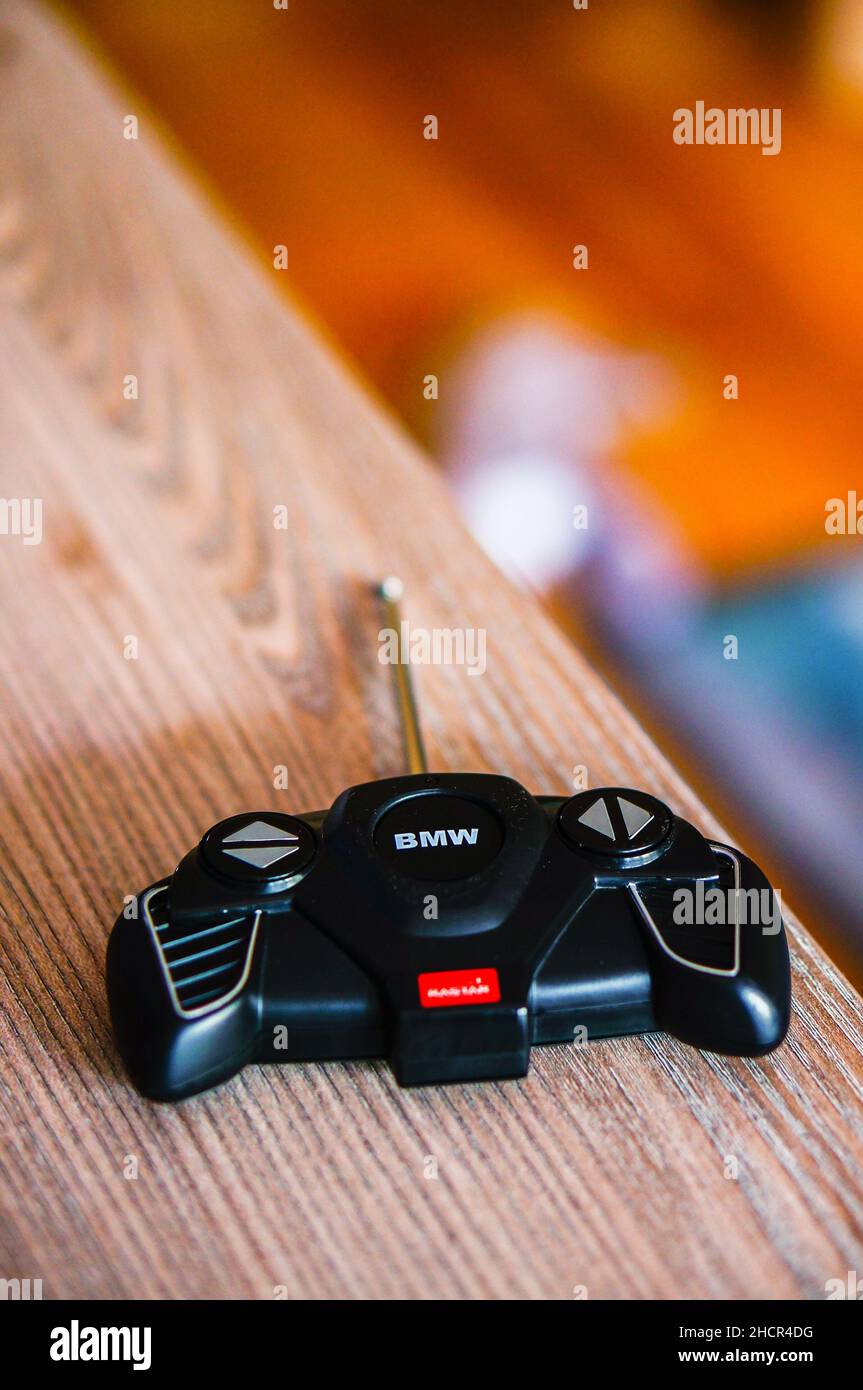 BMW brand remote controller on a table Stock Photo - Alamy