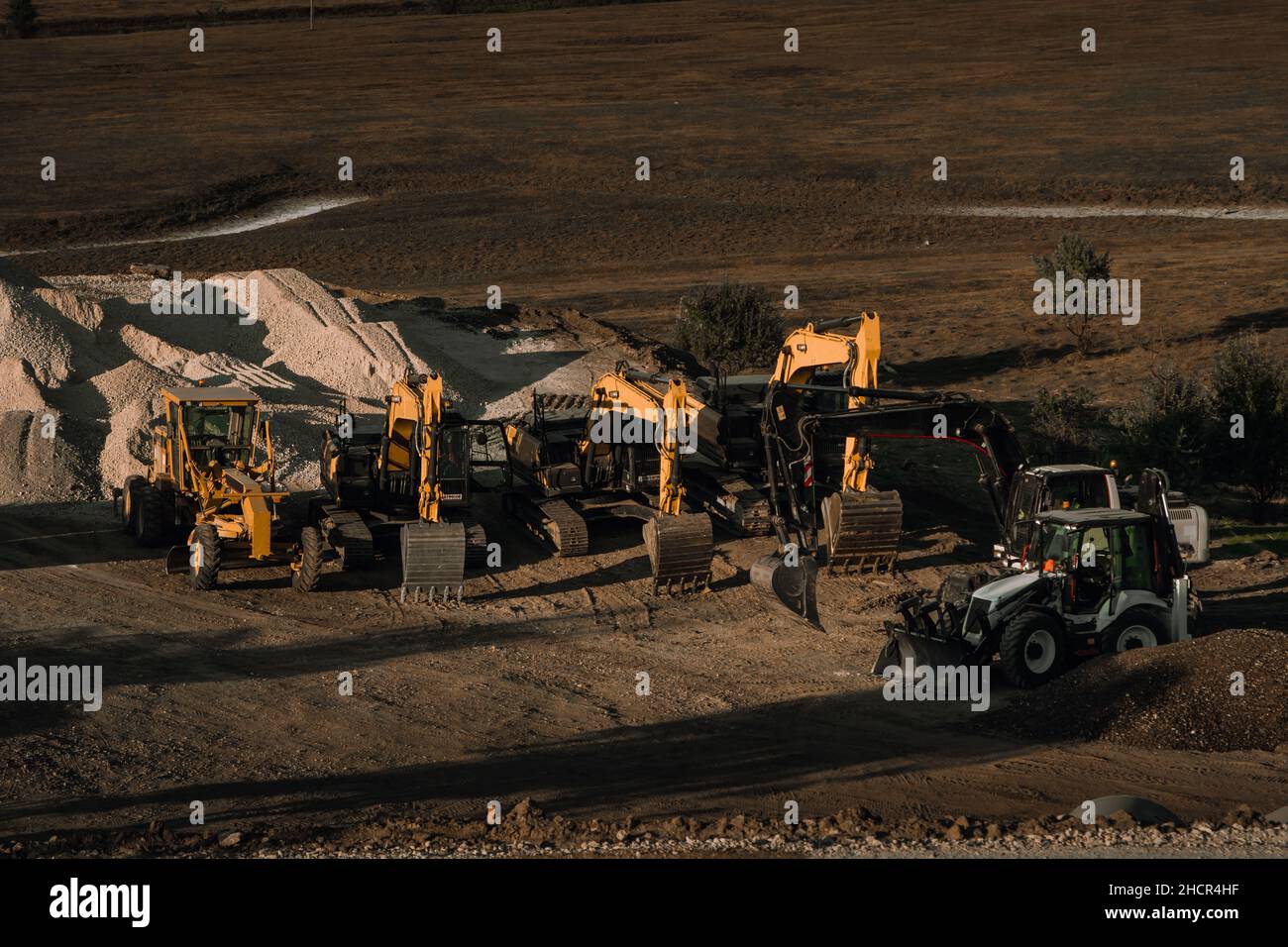 Excavator dig asphalt hi-res stock photography and images - Alamy