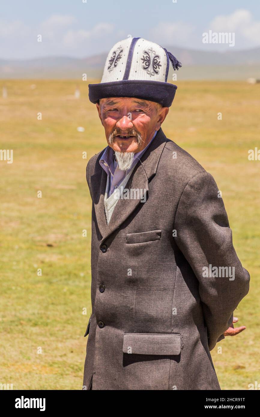 Man wearing traditional felt kyrgyz hat hi-res stock photography and ...