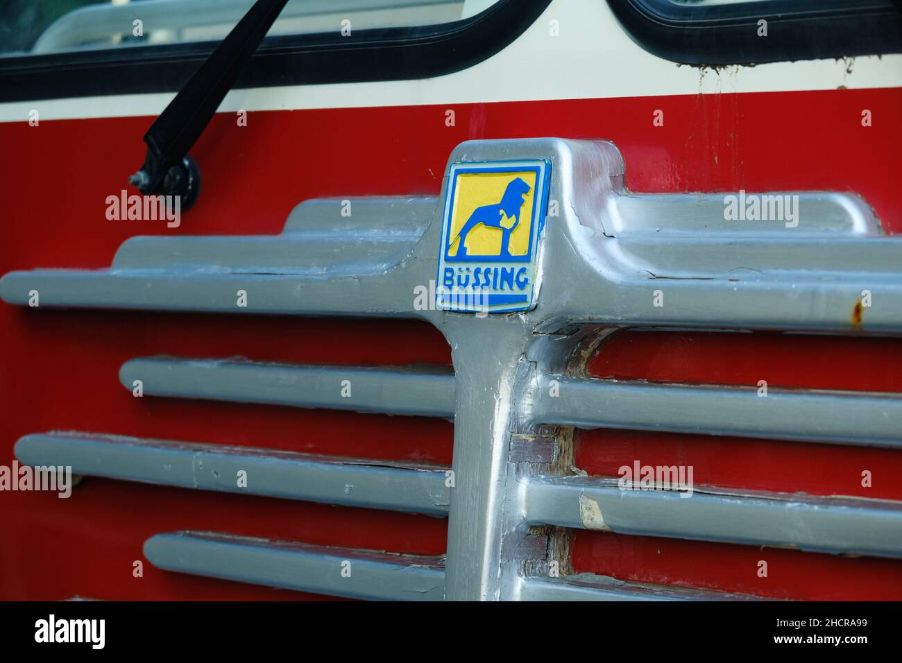 Bussing logo hi-res stock photography and images - Alamy