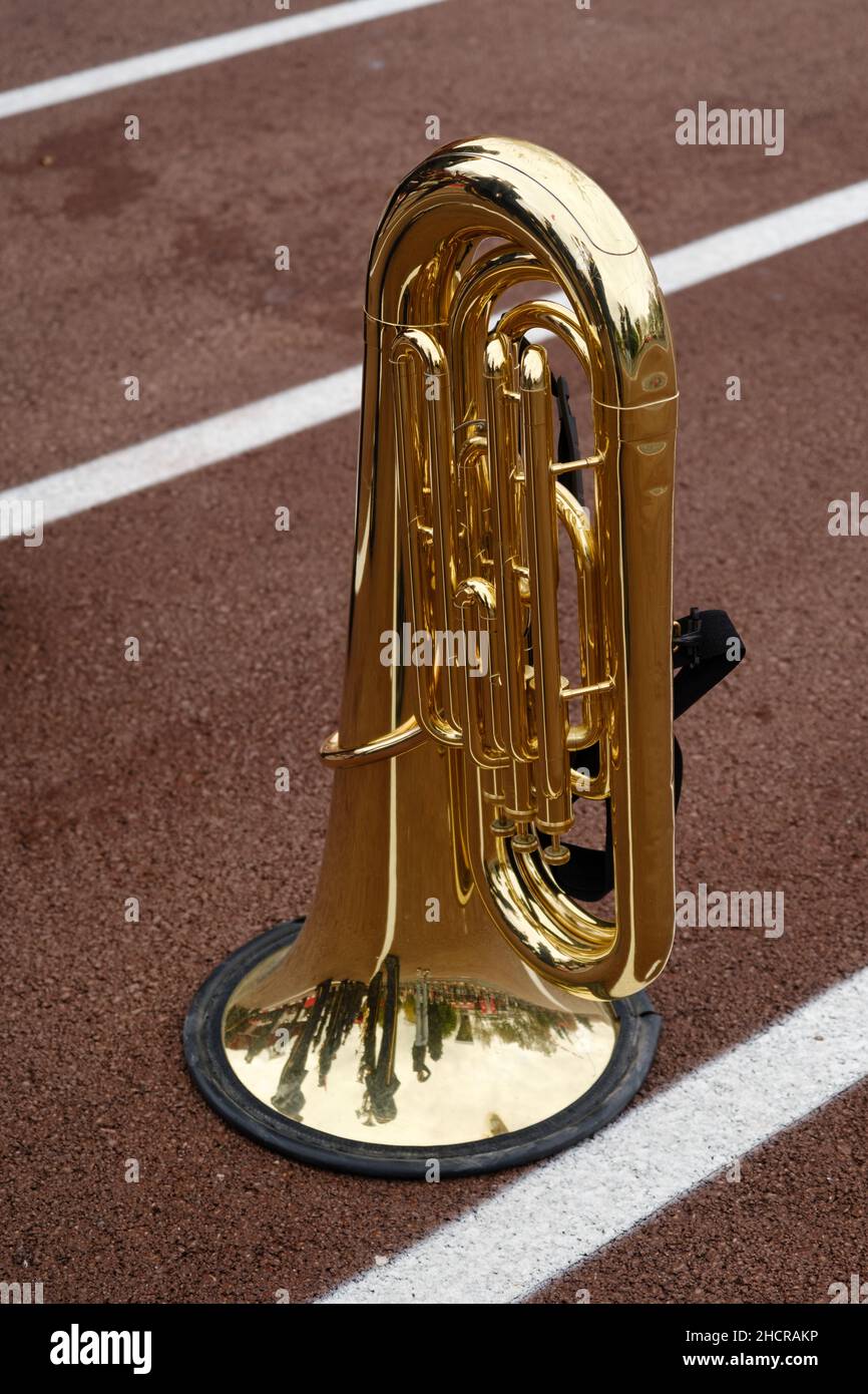 Golden trombone hi-res stock photography and images - Alamy
