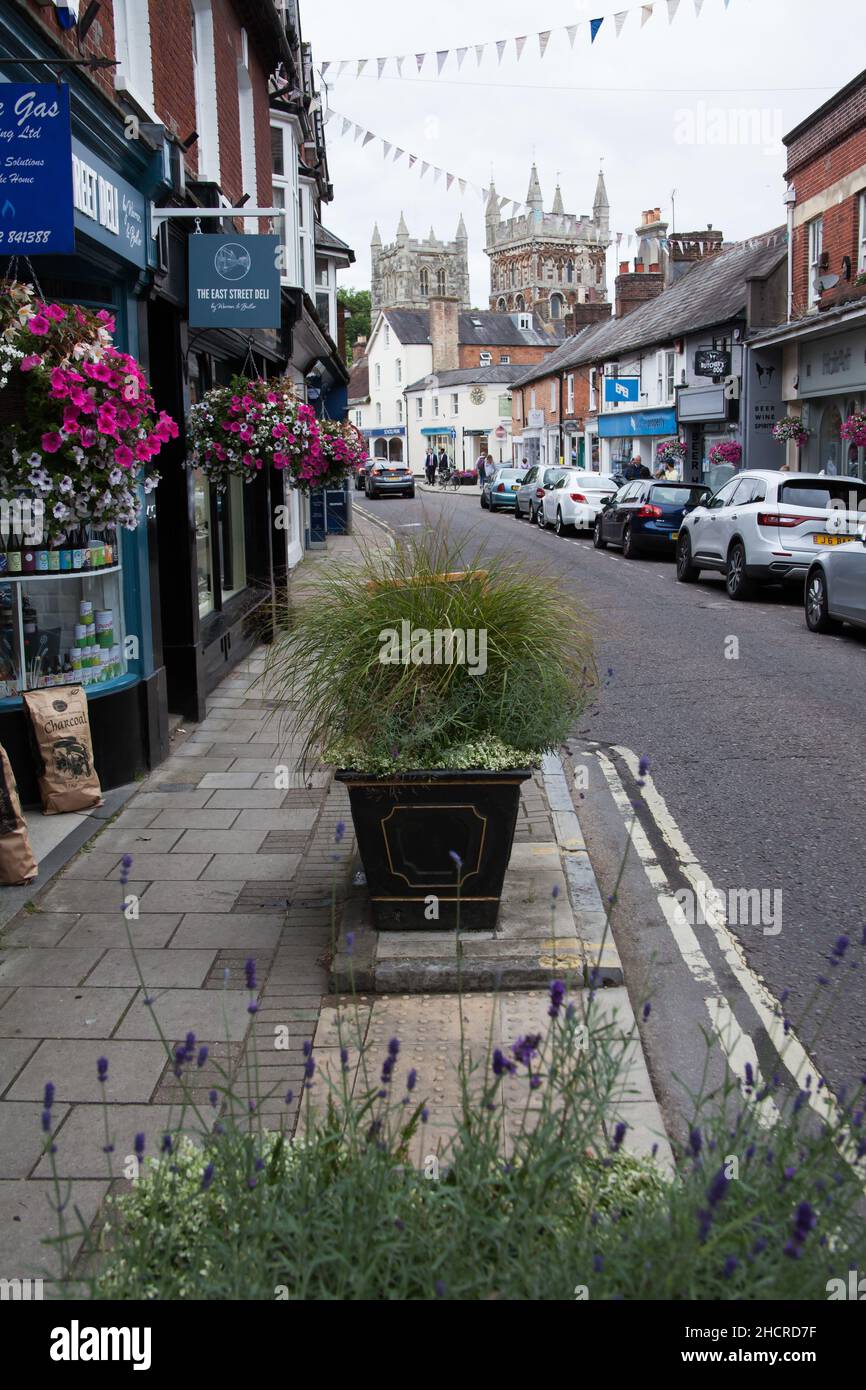 Wimborne minster shops hi-res stock photography and images - Alamy