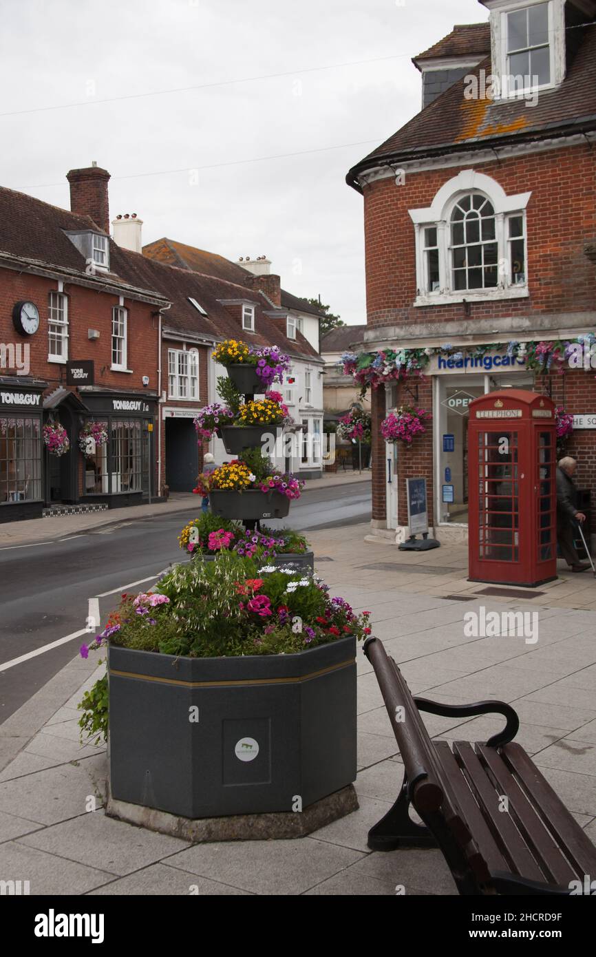 Wimborne minster shops hi-res stock photography and images - Alamy