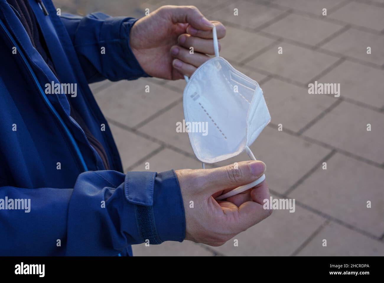 Corona mask hi-res stock photography and images - Alamy