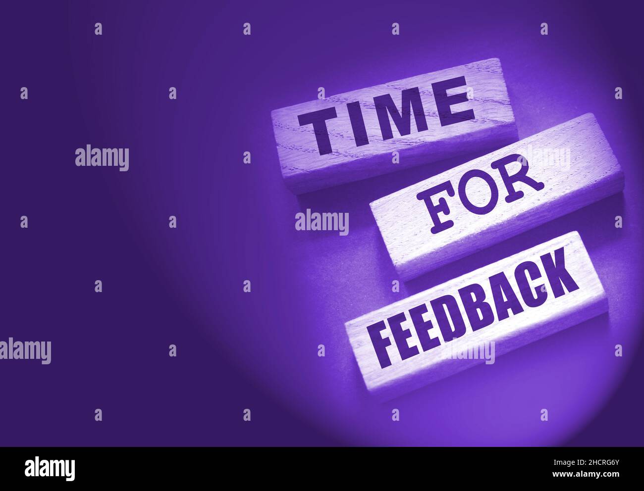 Time fir feedback text on wooden blocks. Product or service evaluation ...