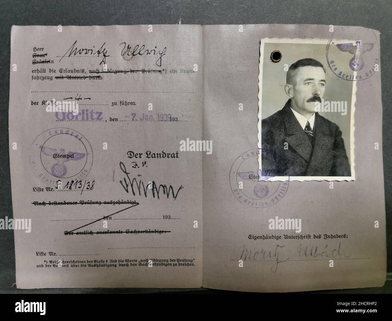 Symbolbild Führerschein Fahrerlaubnis Stock Photo - Alamy