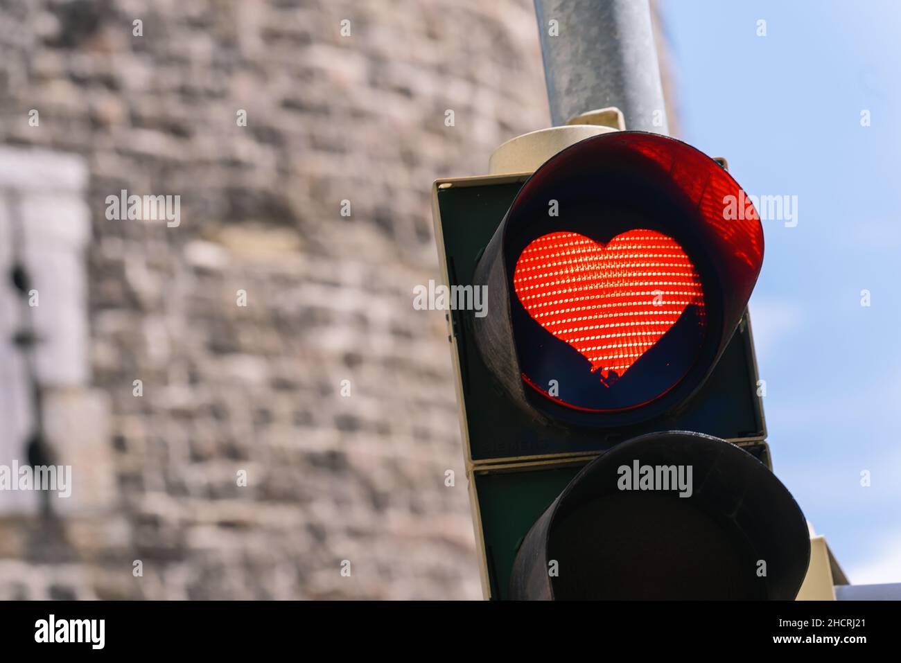 Heart red light traffic light hi-res stock photography and images - Alamy
