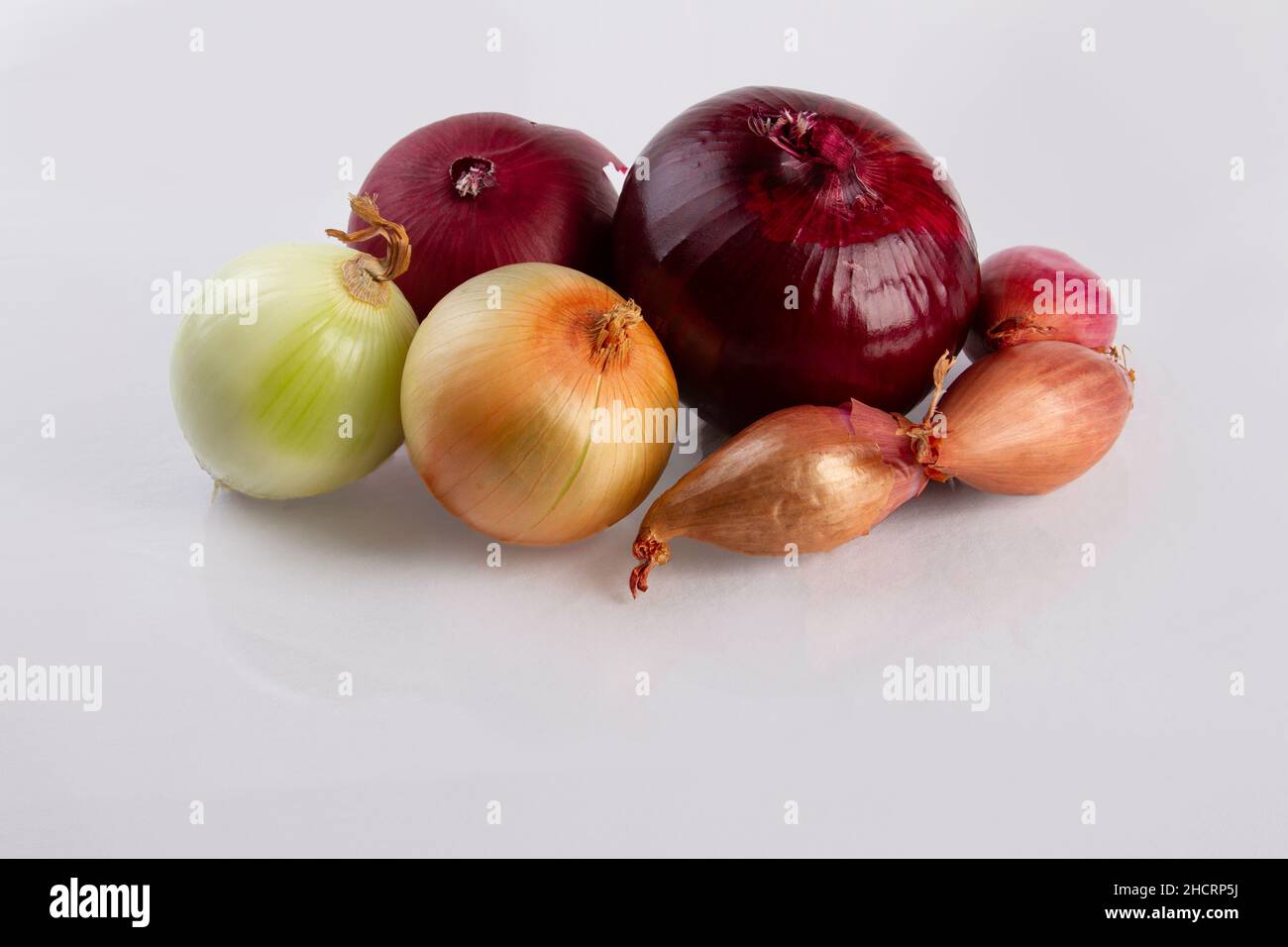 Three golden onions hi-res stock photography and images - Alamy