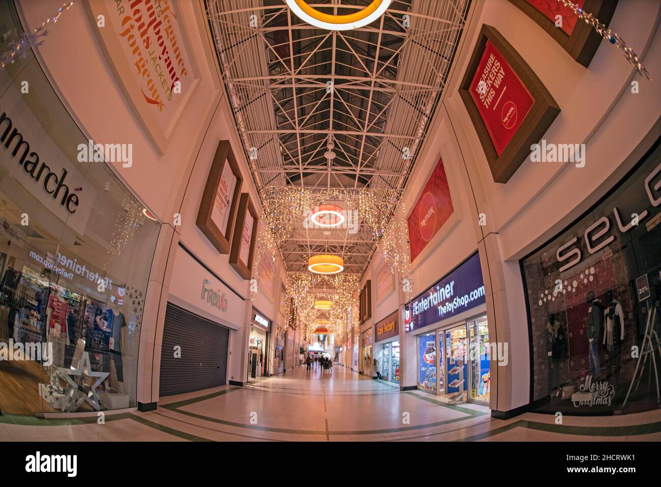 Redditch Kingfisher Shopping Centre, Evesham Walk, Redditch Town Centre ...