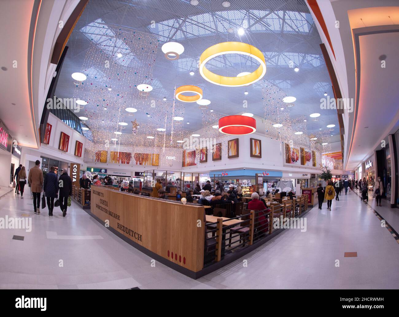 Redditch Kingfisher Shopping Centre at Christmas, Redditch Town Centre ...