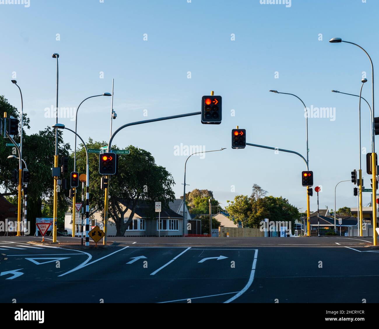 Empty traffic intersection traffic lights hi-res stock photography and ...