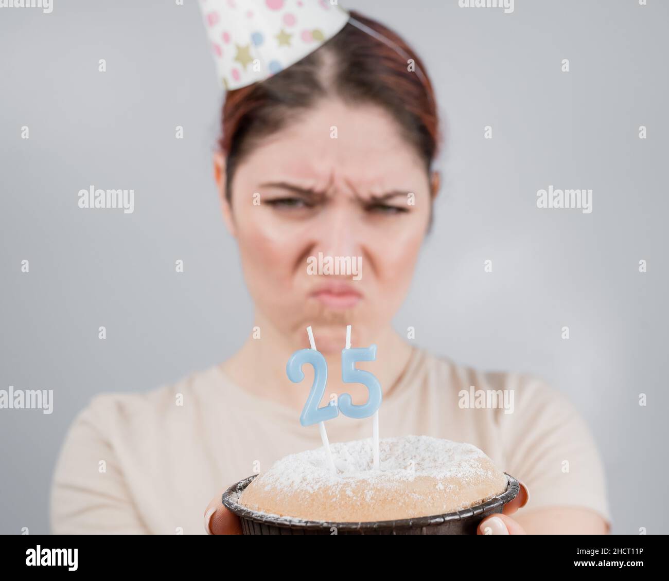 Female birthday cake crying hi-res stock photography and images - Alamy