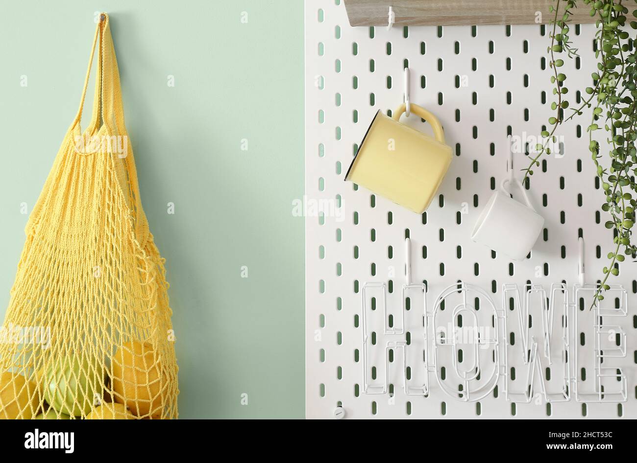 Cups and string hi-res stock photography and images - Alamy