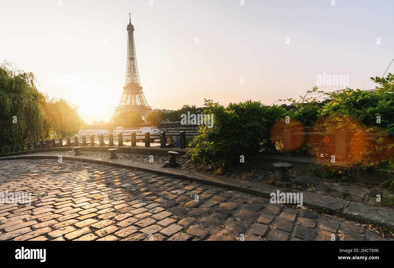 Eiffel tower, Paris. France Stock Photo - Alamy