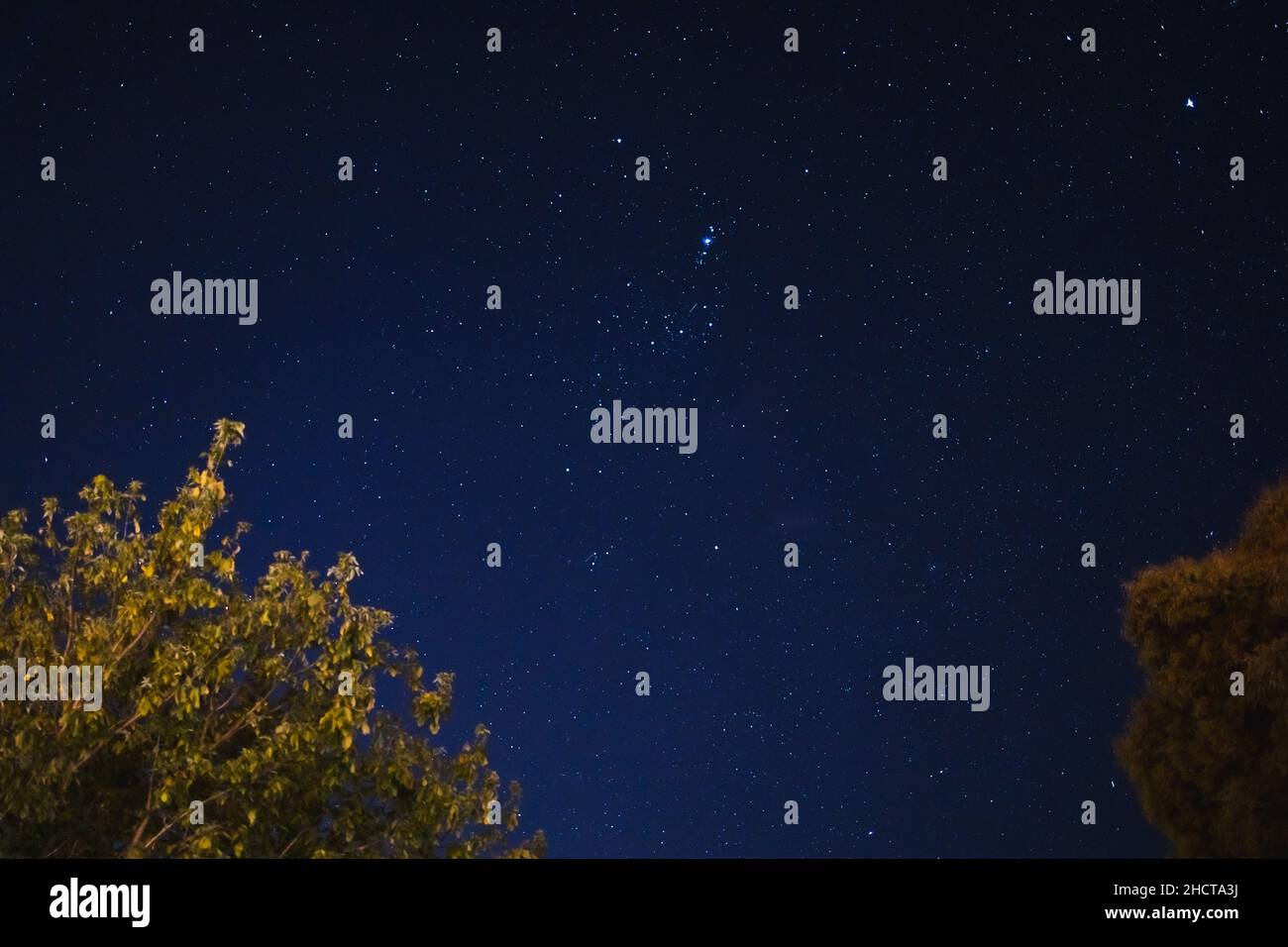 Southern hemisphere star trail hi-res stock photography and images - Alamy