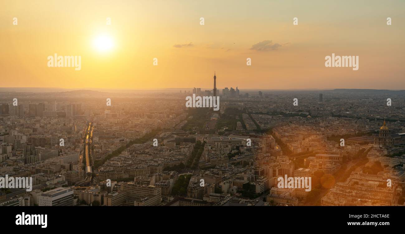 Paris Skyline sunset panorama Stock Photo - Alamy