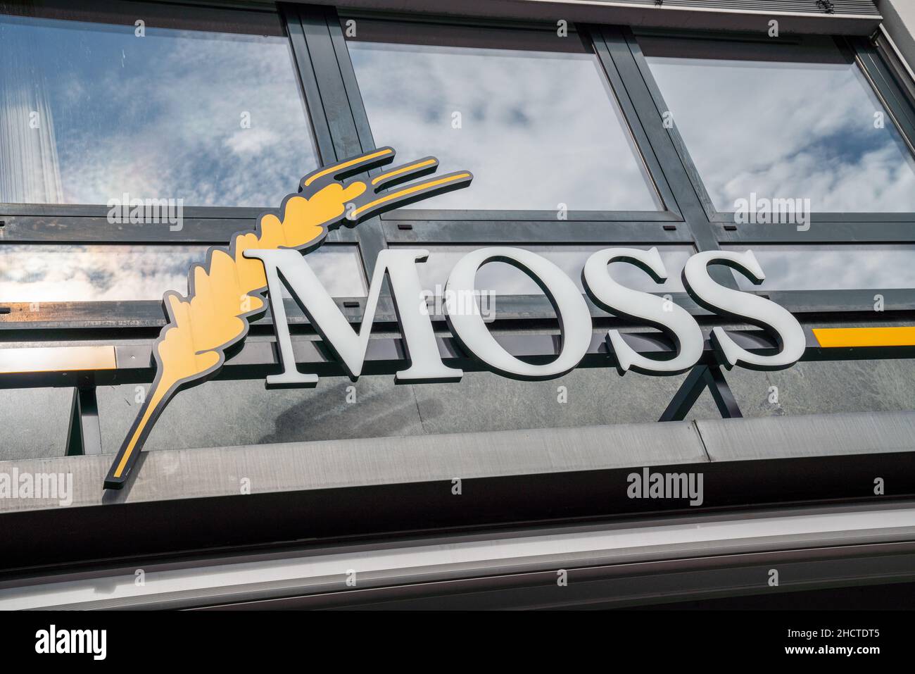 Moss bakery Store Logo. Headquartered in Aachen, Moss is a bakery ...